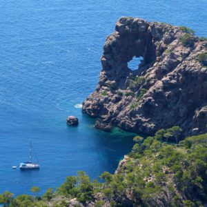 Sa Foradada es una península de la Sierra de Tramontana. Información.